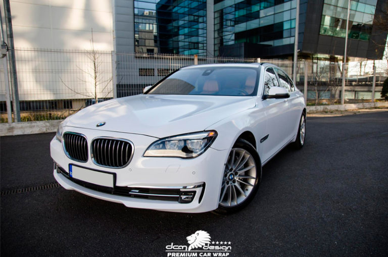 BMW 740 Alpin White - DCM Design