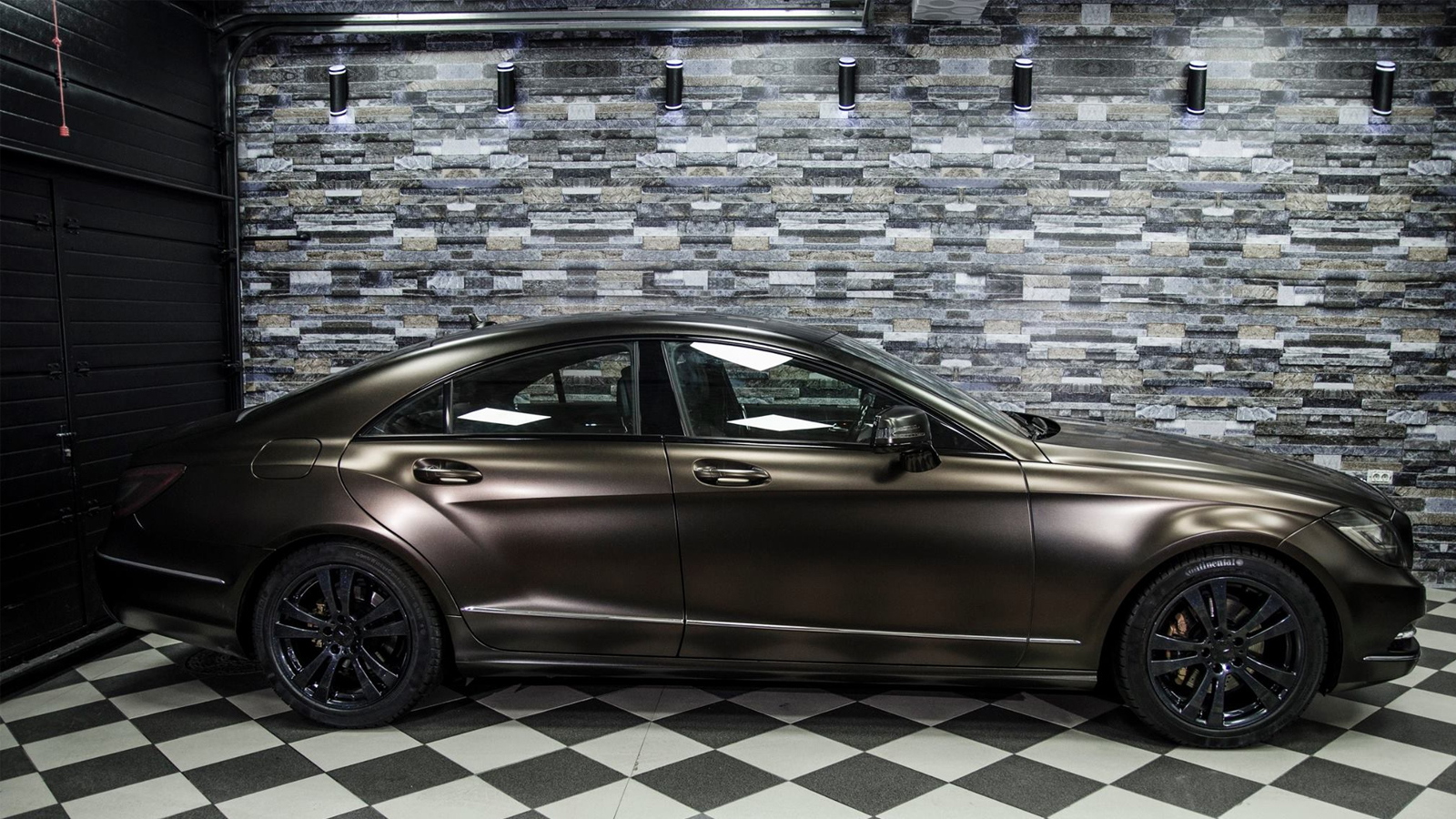 Mercedes CLS Bronze Antique Wrap - DCM Design